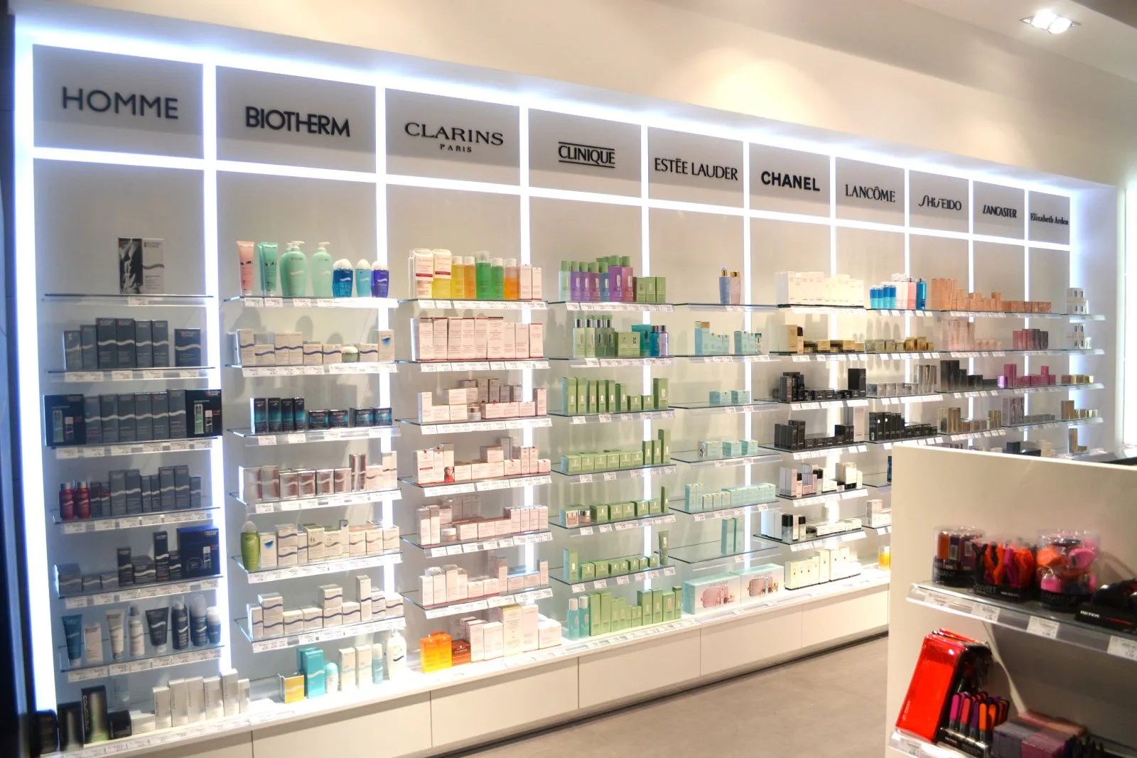 Marvimundo: perfumería y parafarmacia en Zenia Boulevard