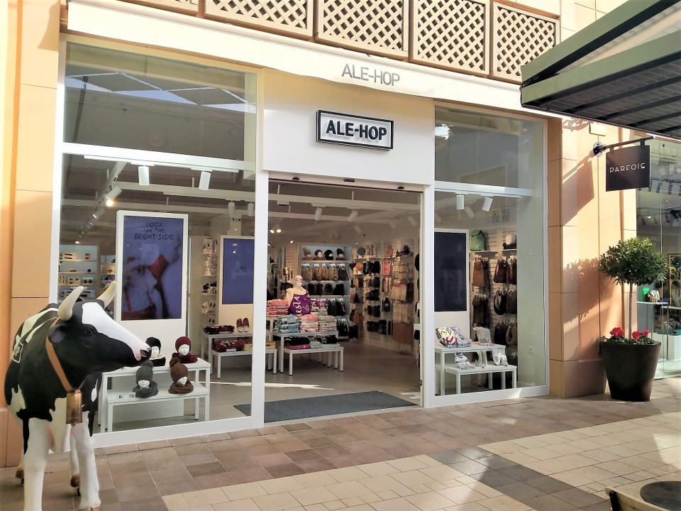 Ale Hop shop at Zenia Boulevard: gifts and accessories