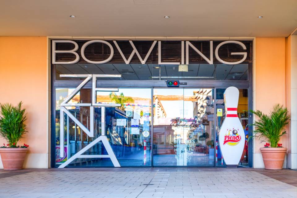 Zenia Boulevard Bowling: billares, bolera y más